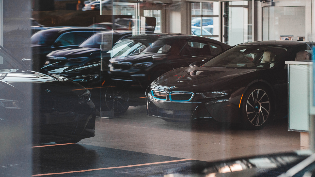 URBAN SCIENCE: U.S. AUTO RETAIL NETWORK STABLE WHILE AVERAGE SALES PER ...